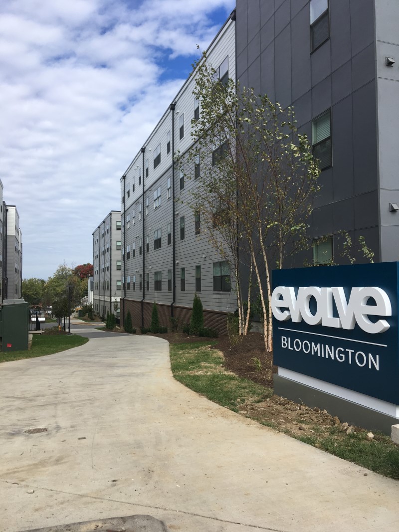 Evolve | Custom Signage