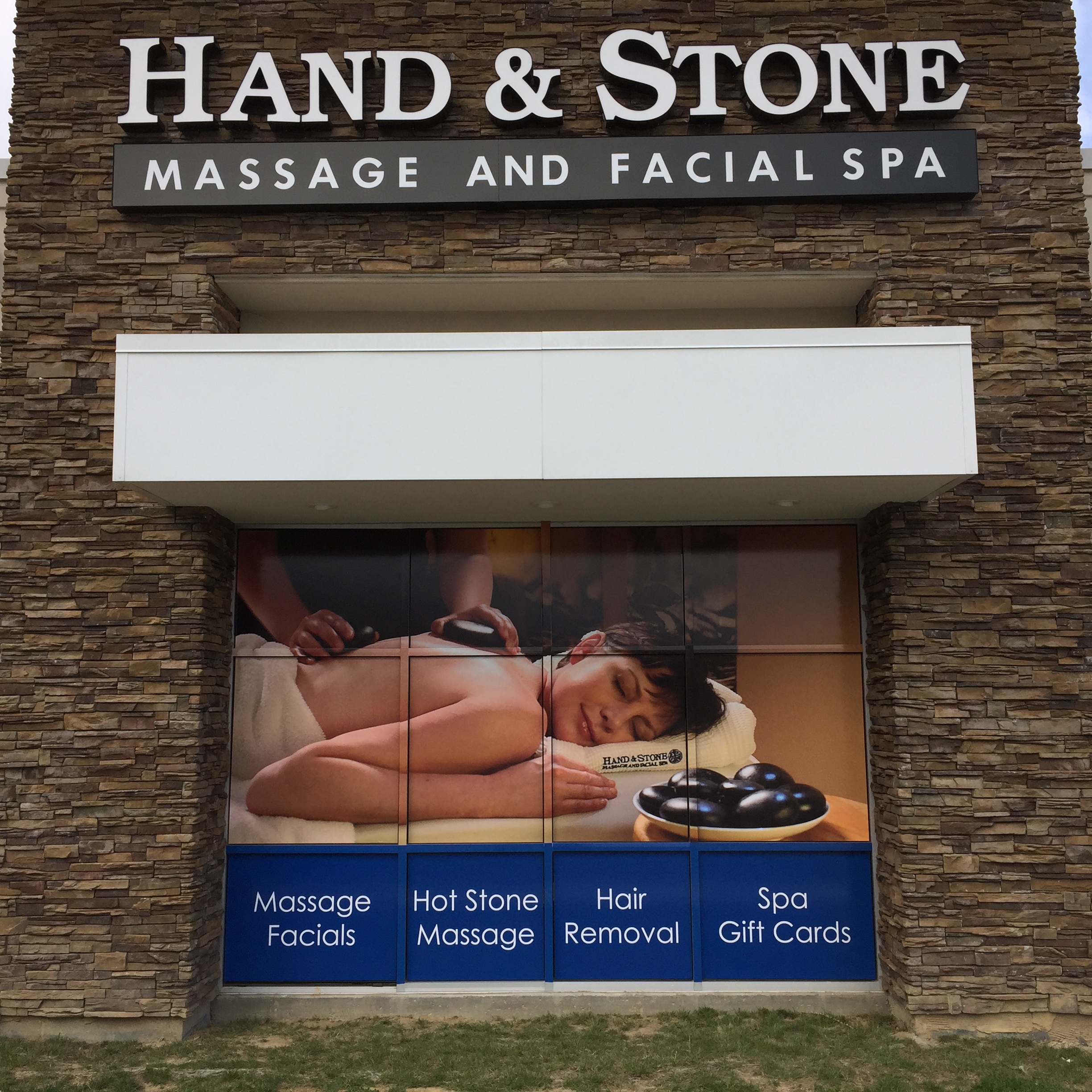 Cincinnati, OH - Mason Storefront Graphics & Decor | FASTSIGNS® of ...