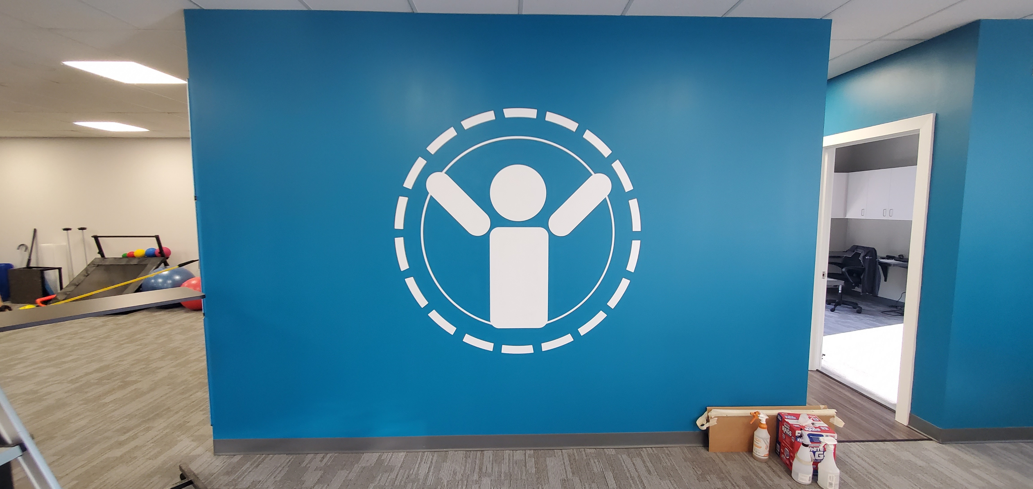 Downers Grove, IL Window & Wall Graphics | FASTSIGNS® of Downers Grove, IL