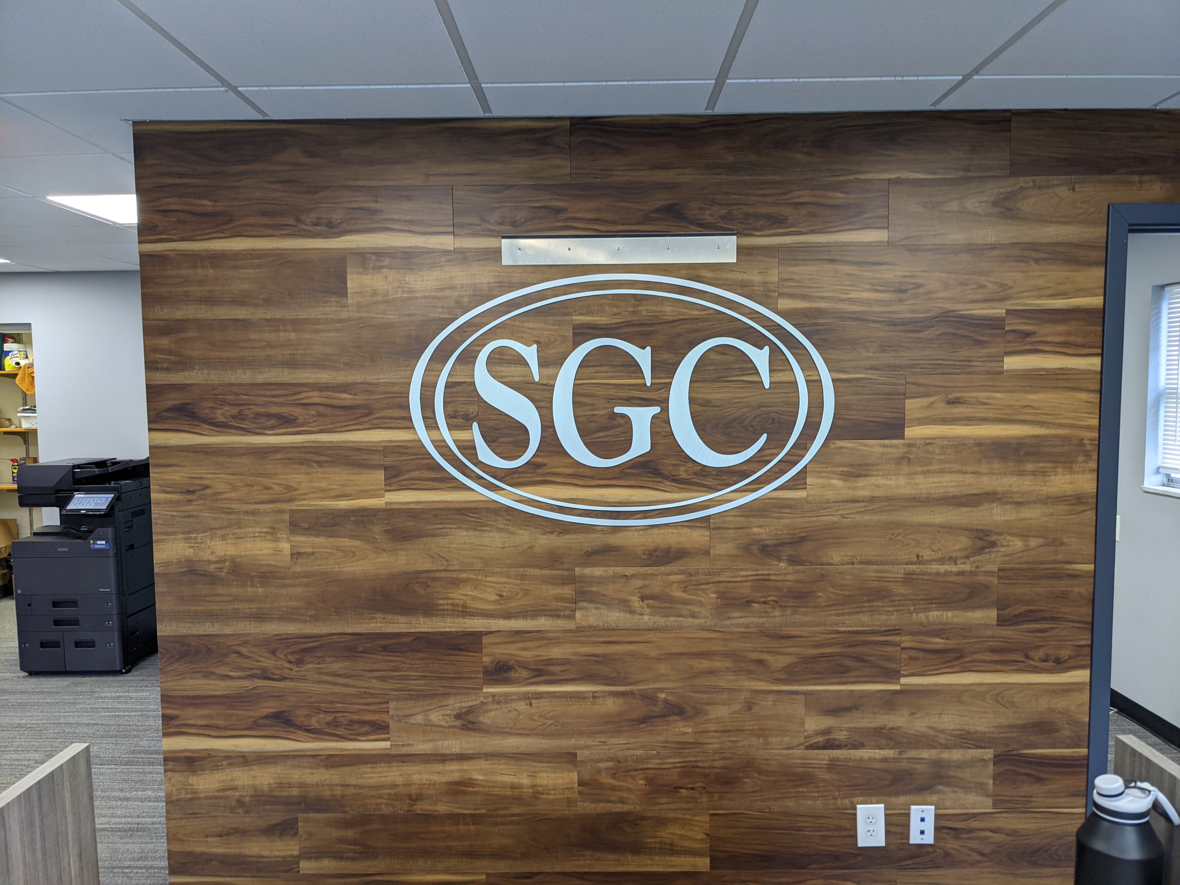 Cincinnati, OH - Highland Ave. Vinyl Lettering & Graphics | FASTSIGNS ...