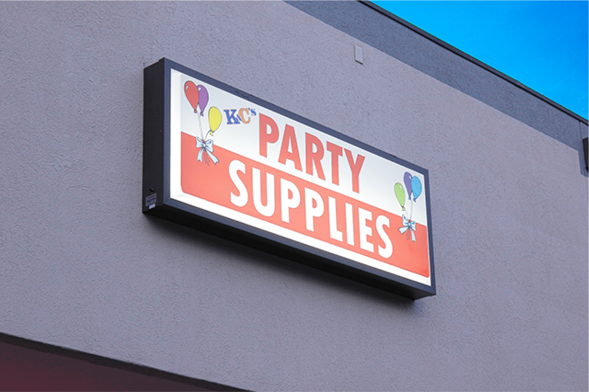 Custom Party Signs and Birthday Banners | Yard Signs | FASTSIGNS