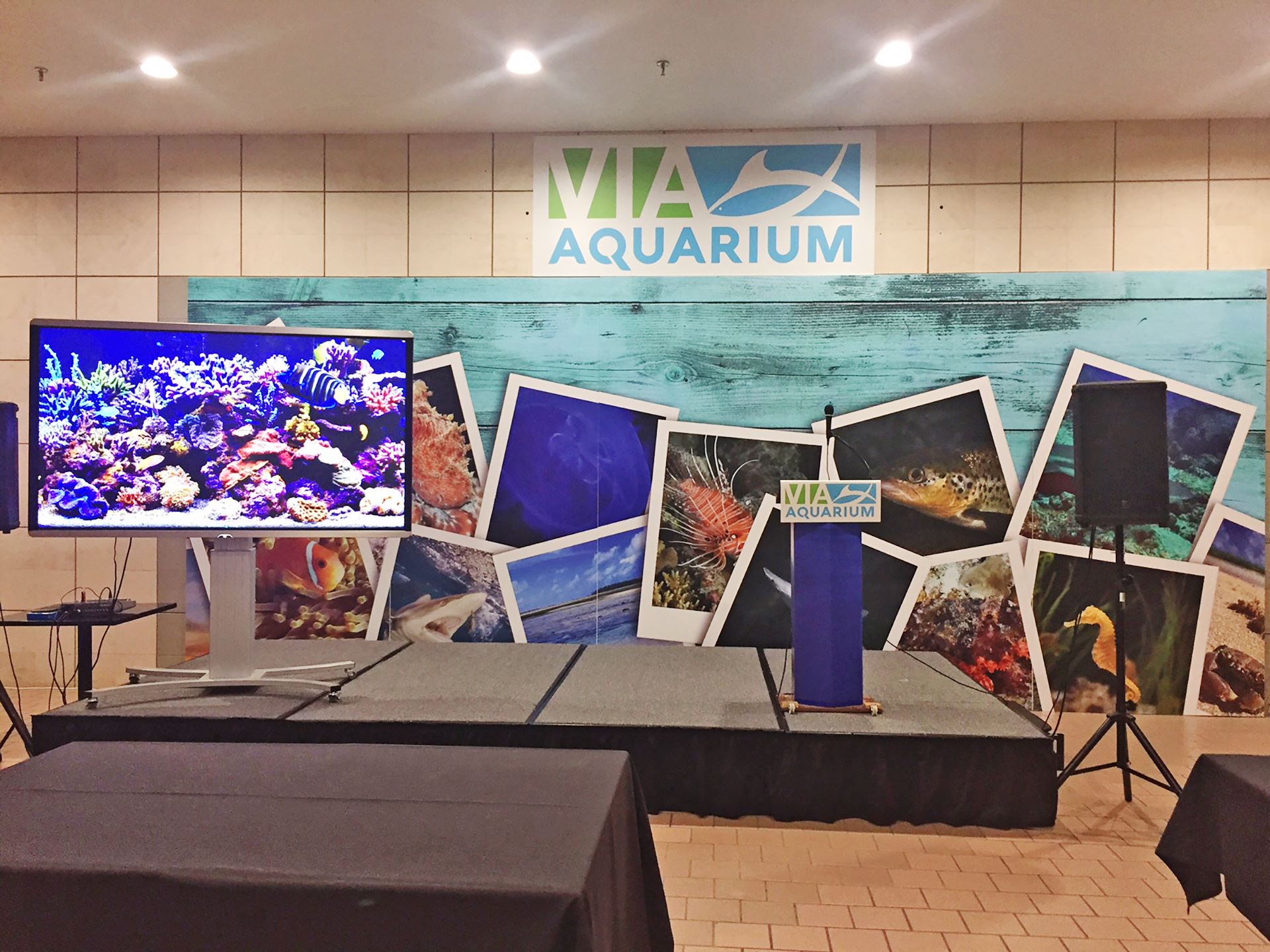 Counter Graphics & Podium Signs | FASTSIGNS