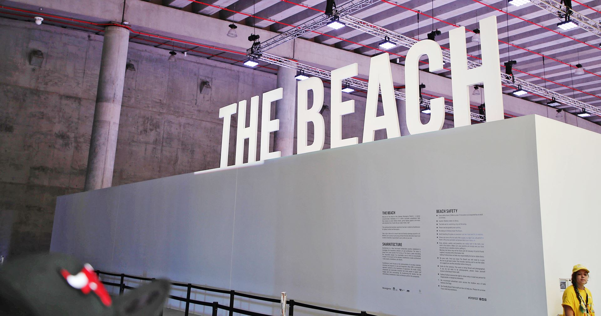 Custom Wall Graphics | Exterior Signage | FASTSIGNS