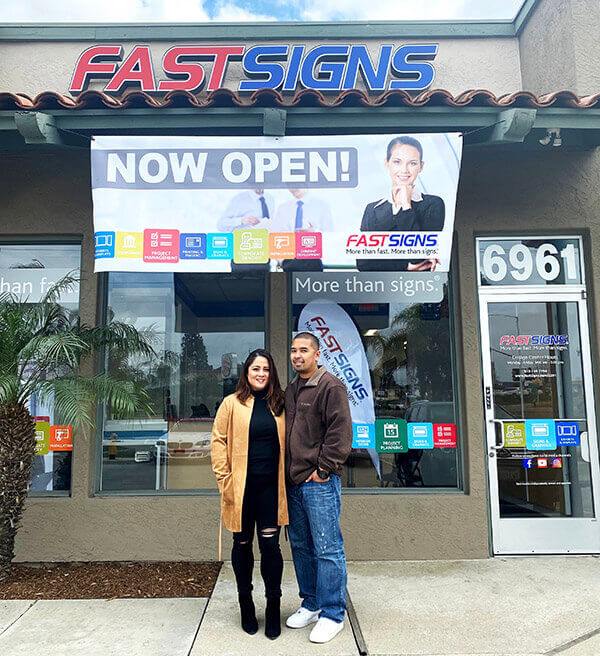 Fast Signs Broadway