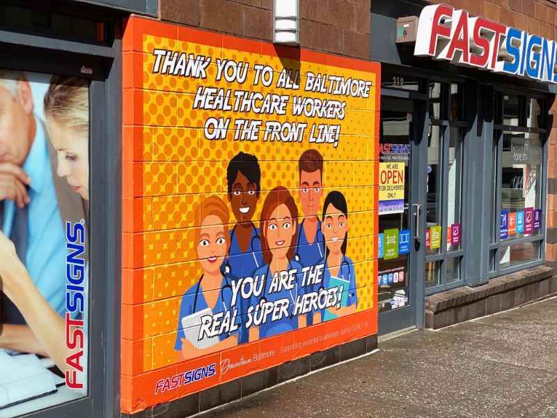 Local FASTSIGNS Creates Murals to Honor Frontline Workers in Community